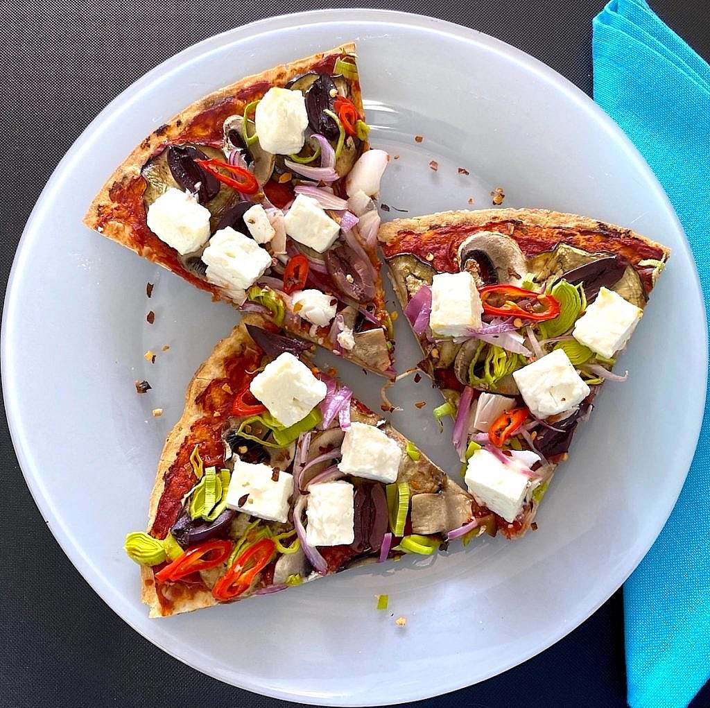 Mediterranean Pizza With Eggplants And Leeks - Delicious Eclectica